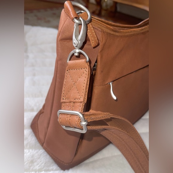 Gtm | Bags | Gun Toten Mama Conceal Carry Hobo Shoulder Bag Brand New ...